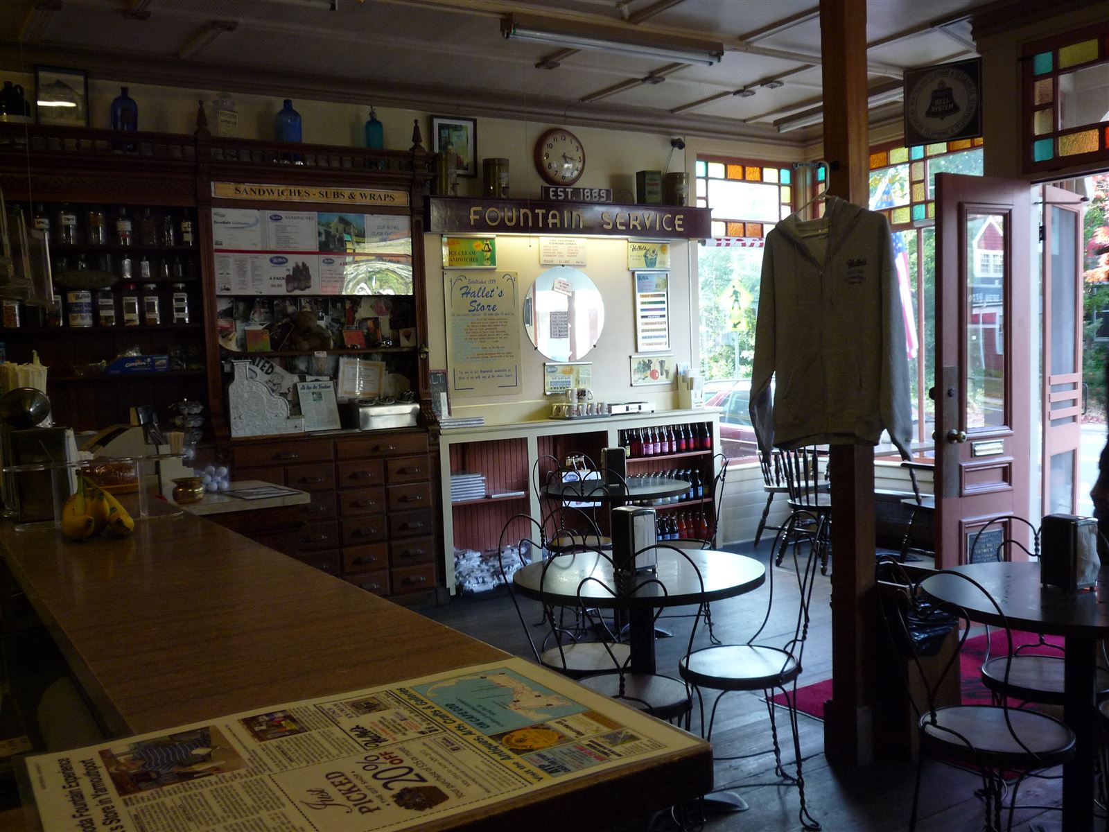 Locations Hub - Hallets Store