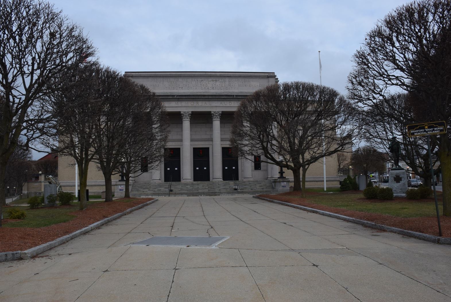 Locations Hub - Lowell - Downtown