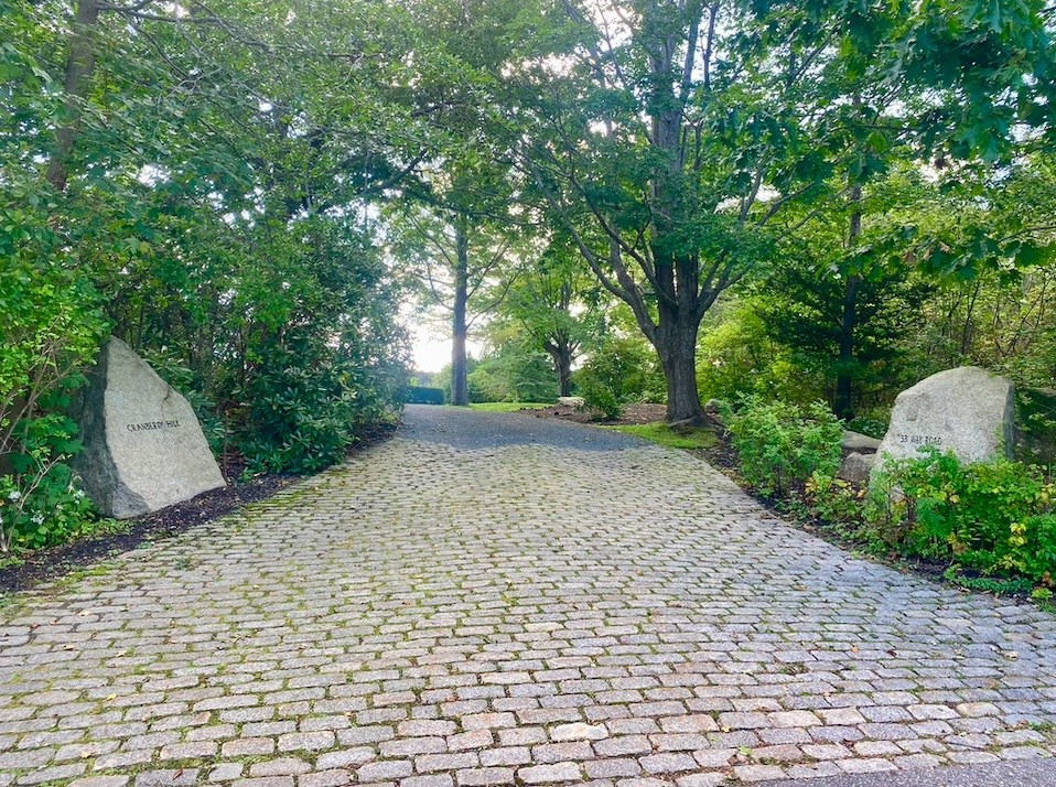 Locations Hub - Cranberry Hill