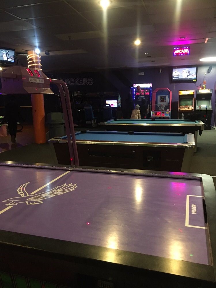 Locations Hub - Chez Vous Roller Rink, Mattapan