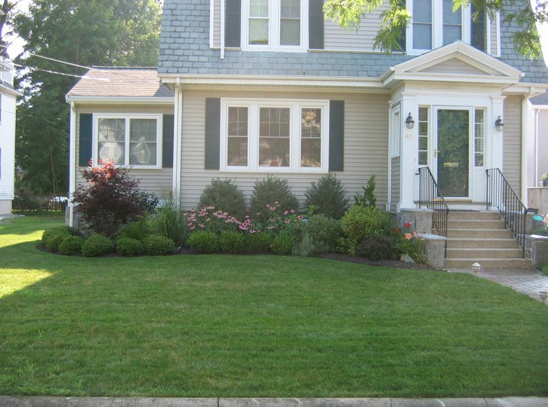 Locations Hub - Salem Colonial
