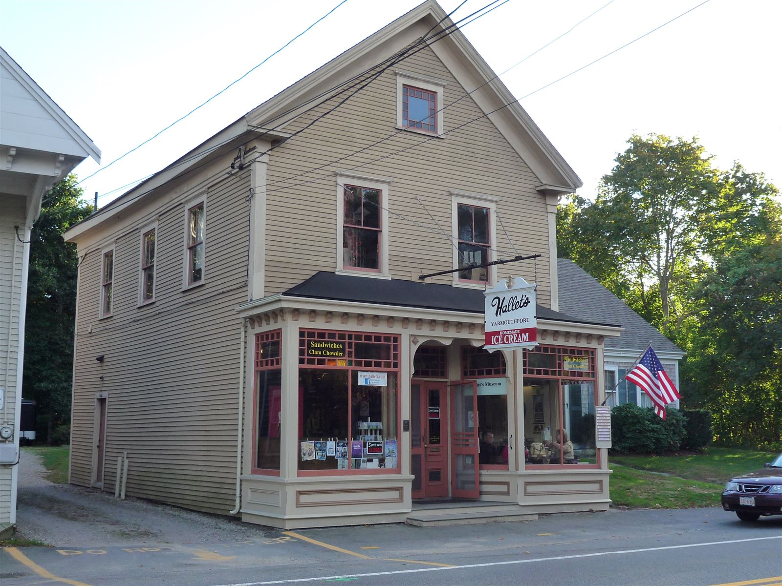 Locations Hub - Hallets Store