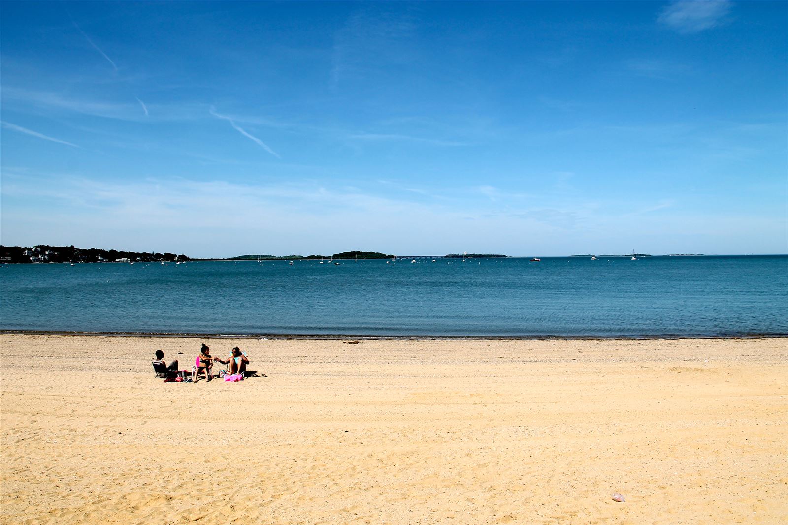 Locations Hub - Wollaston Beach