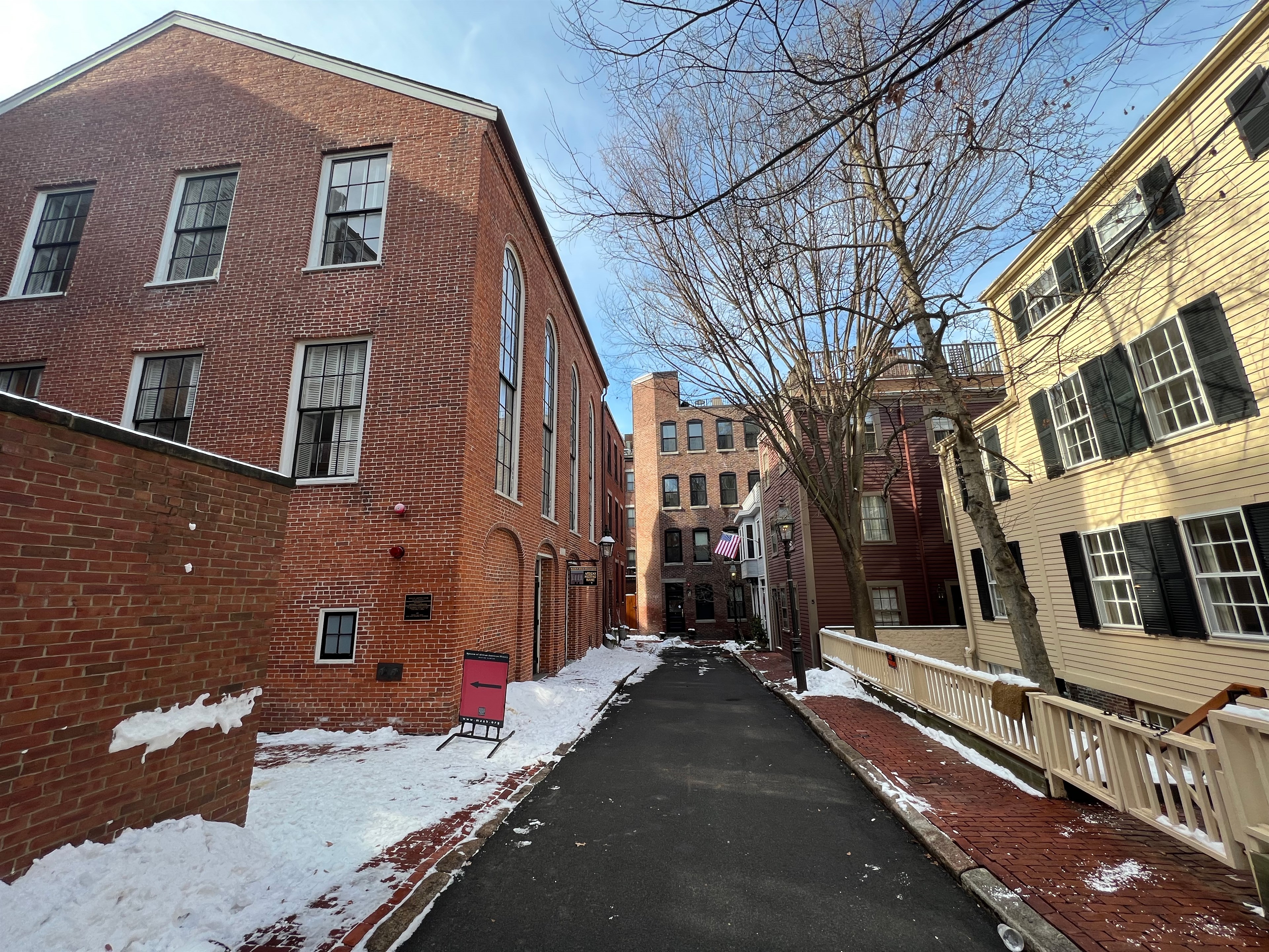 Locations Hub - Museum of African American History