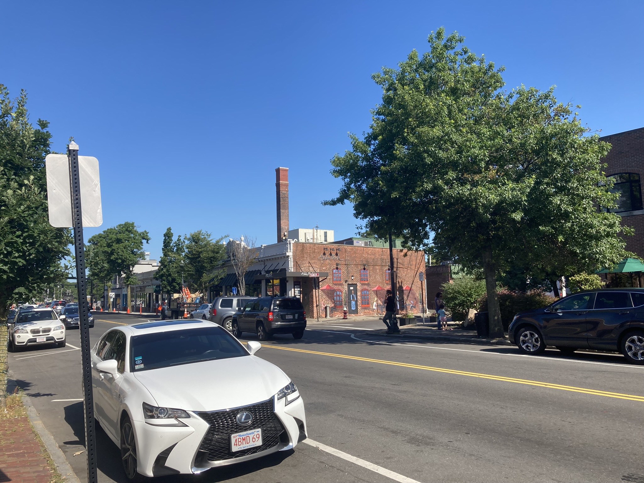 Locations Hub - Downtown Milton/East Milton Square